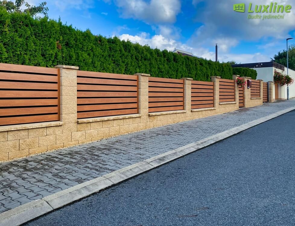 Plaňkový plot Maxi - Hliníkové ploty - Luxline.cz